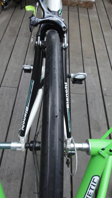 Kinetic Rock and Rollに乗る: Via Nirone Bianchi & Cambiago COLNAGO & MV Agusta